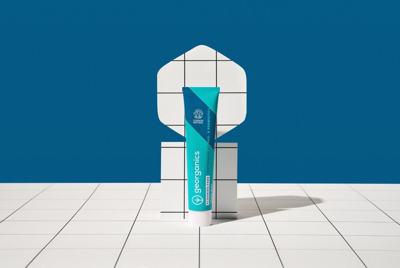 Georganics Pre-and probiotic toothpaste with hydroxyapatite - Fresh Mint